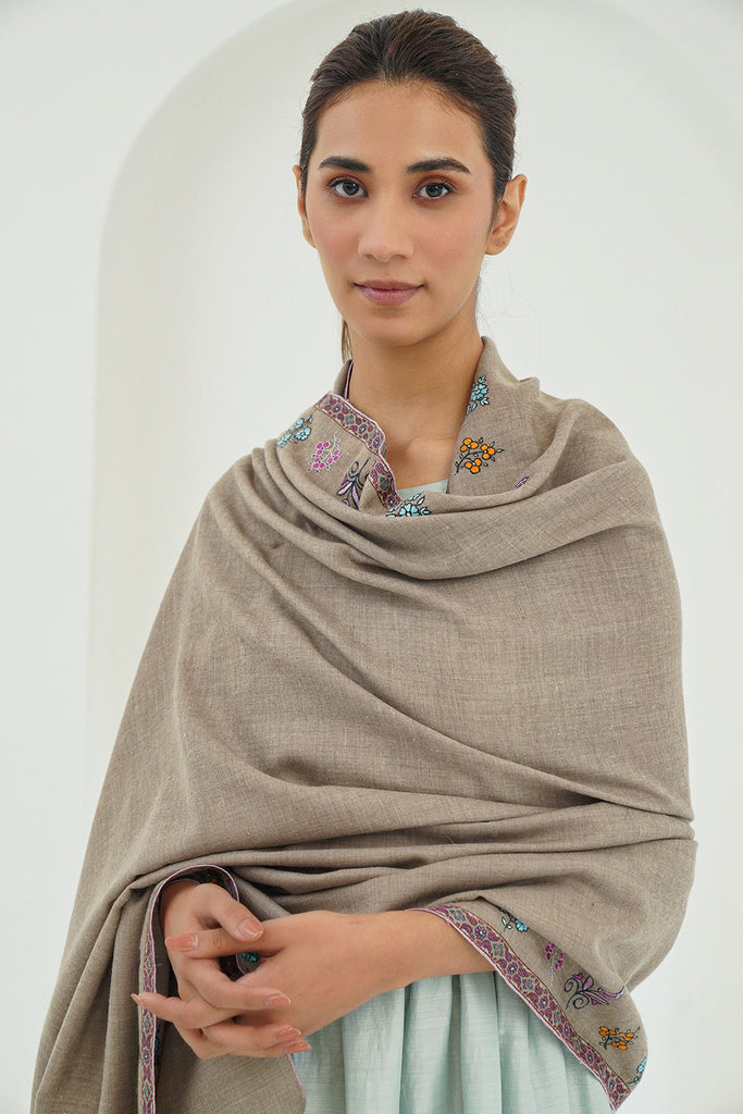 Shop Online Curated Collection of Pashmina Kani & Sozni Shawls, Scarfs ...